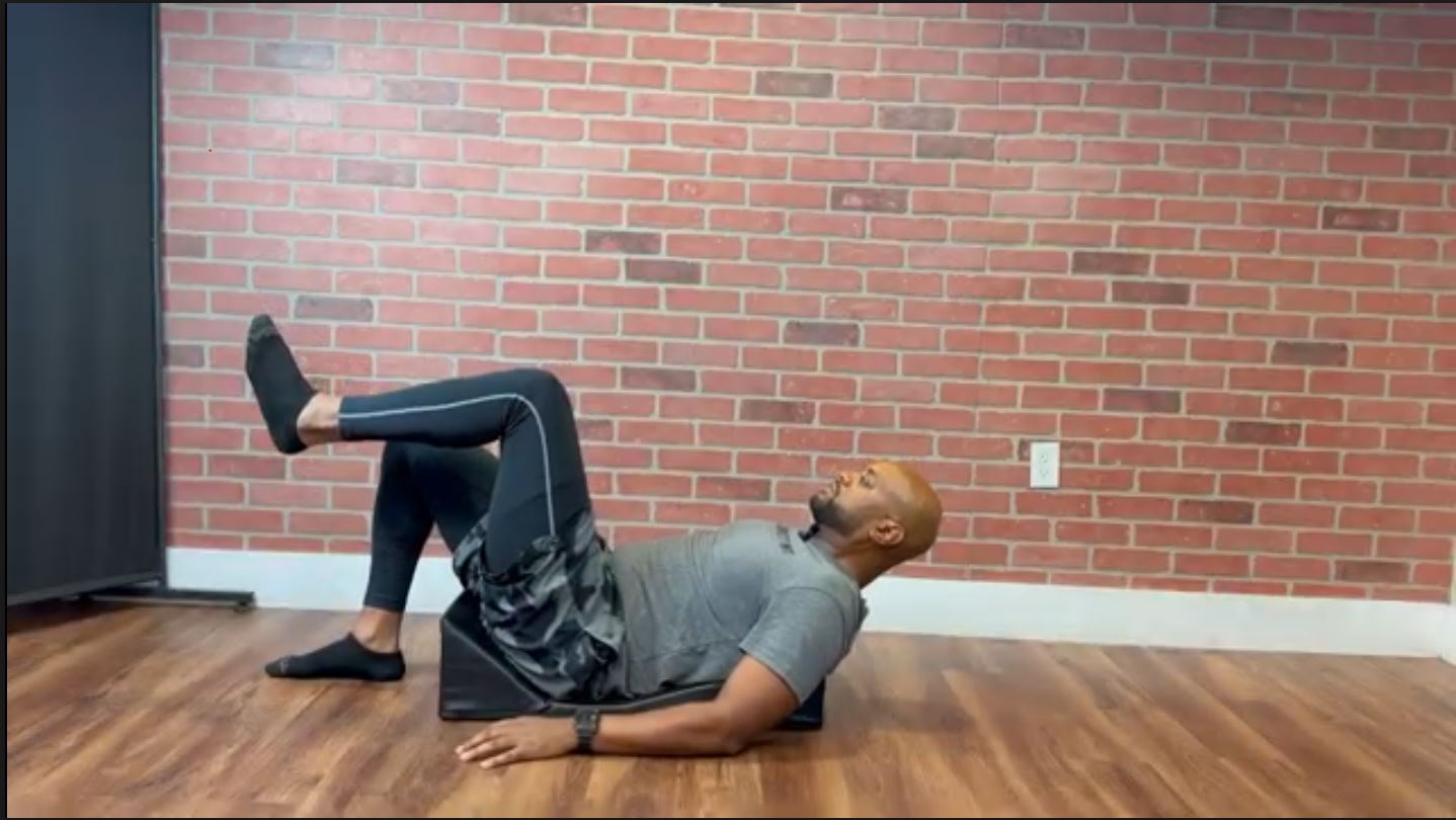 Toe Touches-Iso Back – Gravity Mat
